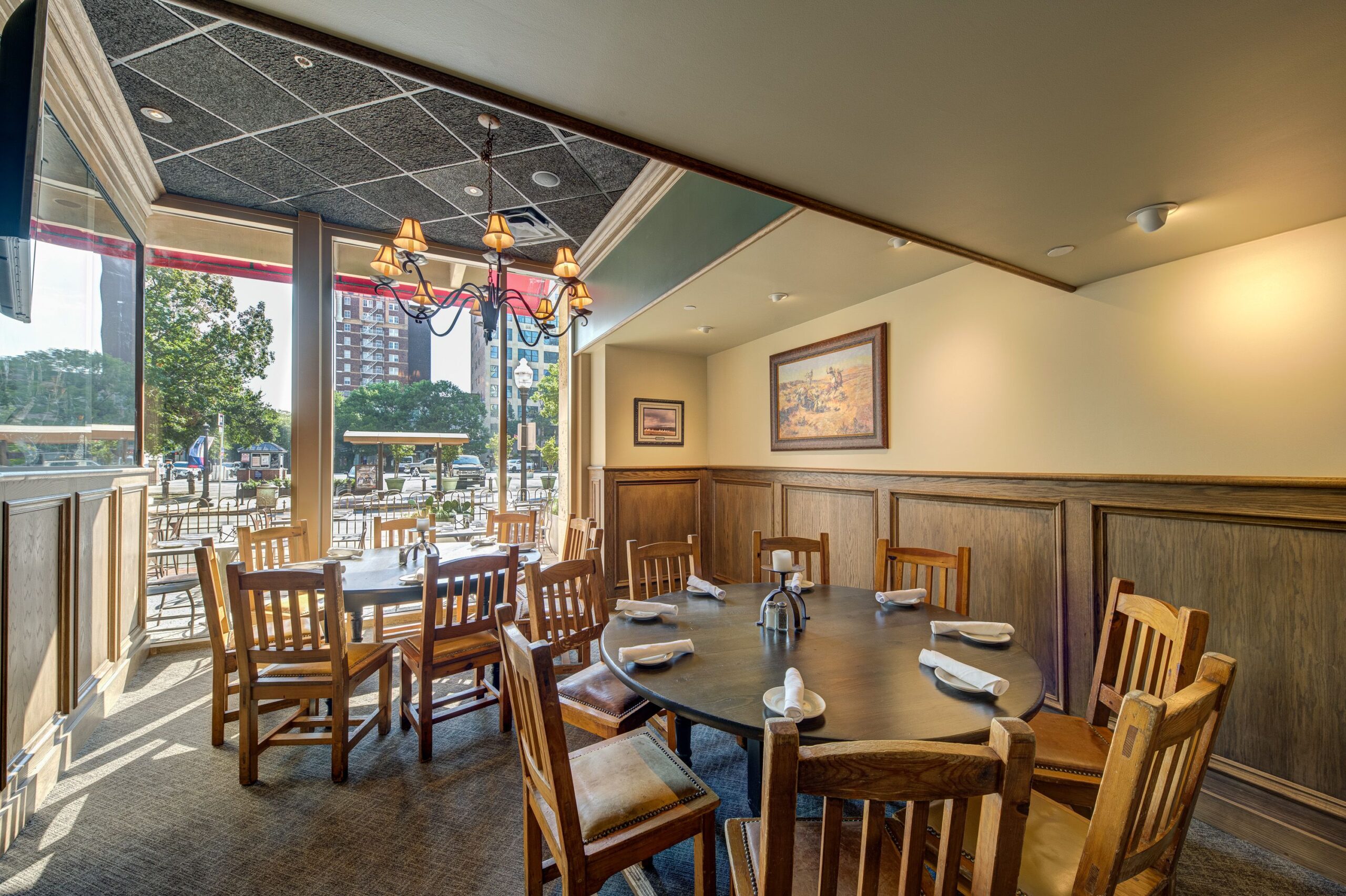 Dining Rooms – Reata Restaurant